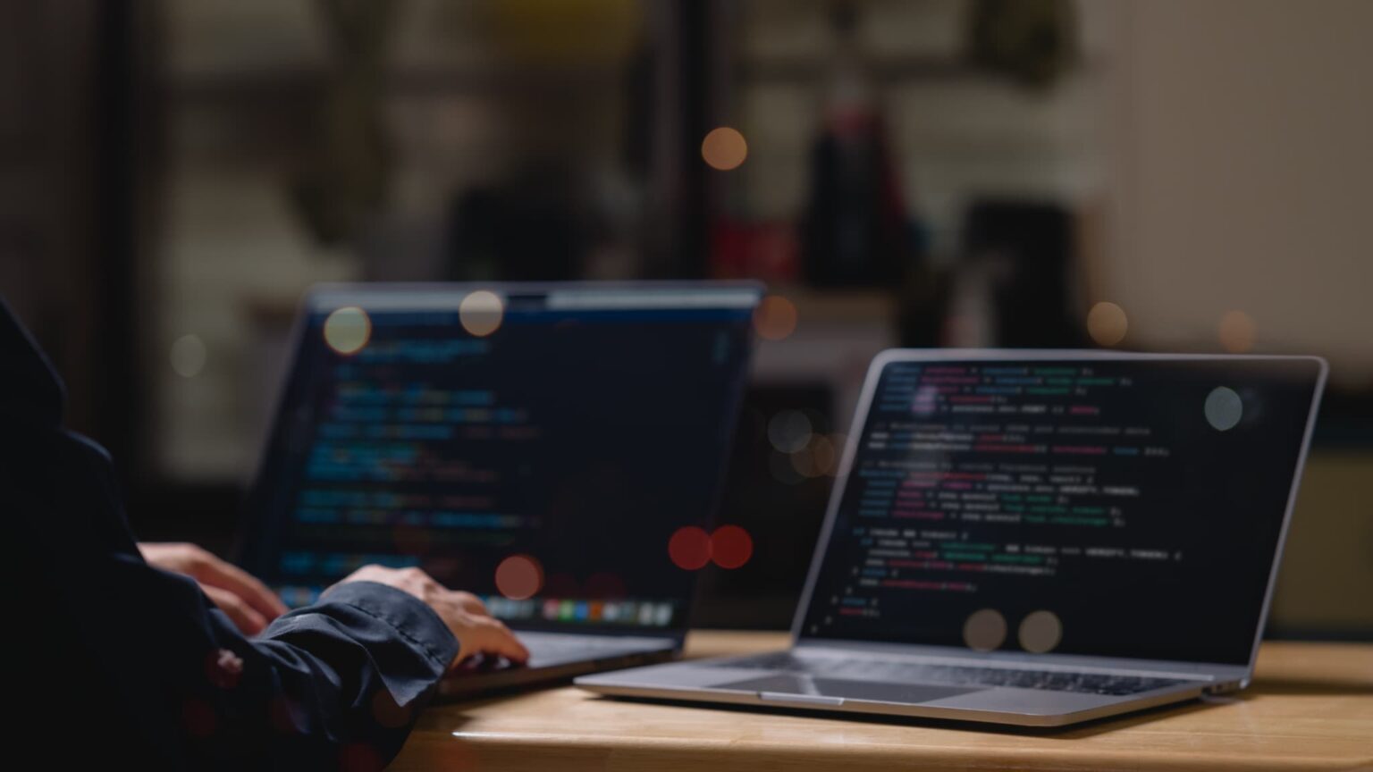 HTMLとJavaScriptでできることは？基本とWeb開発の流れを解説 - 忍者CODEマガジン
